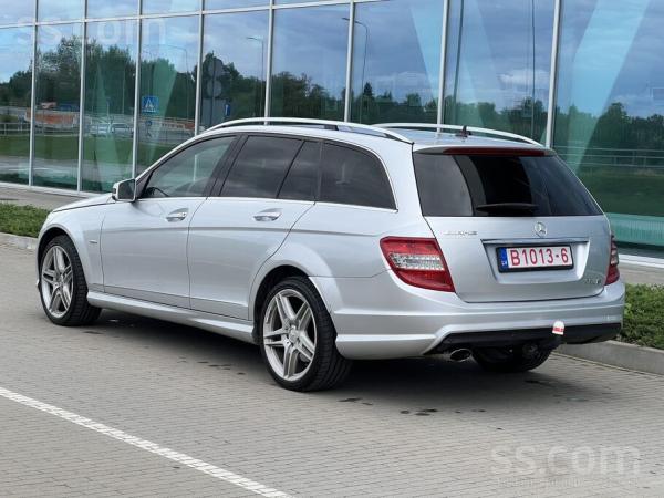 Grey Mercedes-Benz C 200 2009 in Rezekne, with an engine capacity of 2.20 L and mileage of 358 thousand km for 4390 €, photo 7 on AUTOMOTO.COM.LV