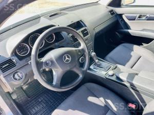 Pelēks Mercedes-Benz C 200 2009 Bauska, ar dzinēja tilpumu 2.20 L un nobraukumu 330 tūkst. km par 4800 €, foto 8 vietnē AUTOMOTO.COM.LV