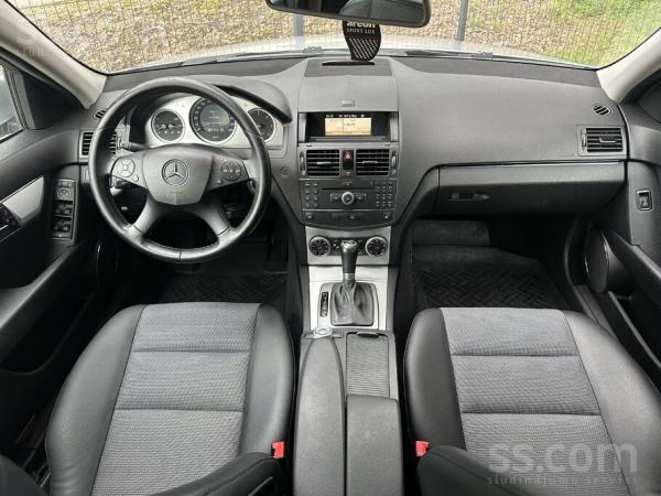 Mercedes-Benz C 200 2009 Cēsis vietnē Pelēks Mercedes-Benz C 200 2009 Cēsis, ar dzinēja tilpumu 2.20 L un nobraukumu 0 tūkst. km par 3800 €, foto 9 vietnē AUTOMOTO.COM.LV