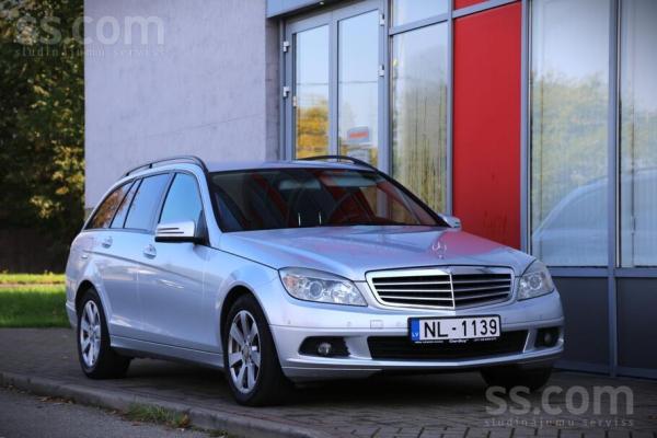 Серый Мерседес Ц 200 2009 в Рига, объемом двигателя 2.20 л и пробегом 335 тыс. км за 4795 €, фото 5 на AUTOMOTO.COM.LV