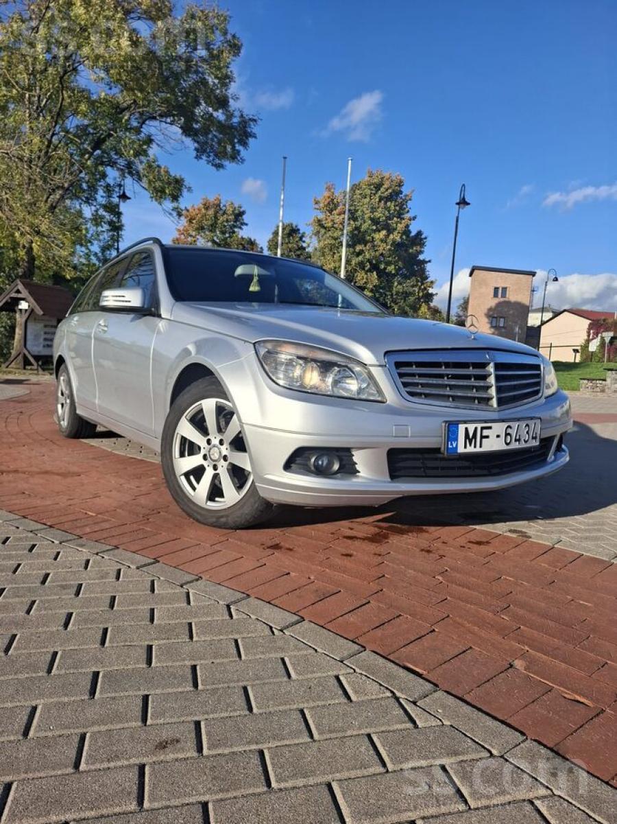 Pelēks Mercedes-Benz C 200 2009 Bauska, ar dzinēja tilpumu 2.20 L un nobraukumu 191 tūkst. km par 3400 €, foto 1 vietnē AUTOMOTO.COM.LV