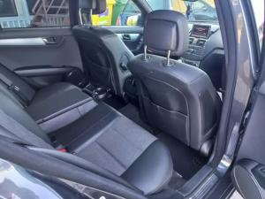 Grey Mercedes-Benz C 200 2010 in Riga, with an engine capacity of 2.20 L and mileage of 260 thousand km for 5990 €, photo 7 on AUTOMOTO.COM.LV