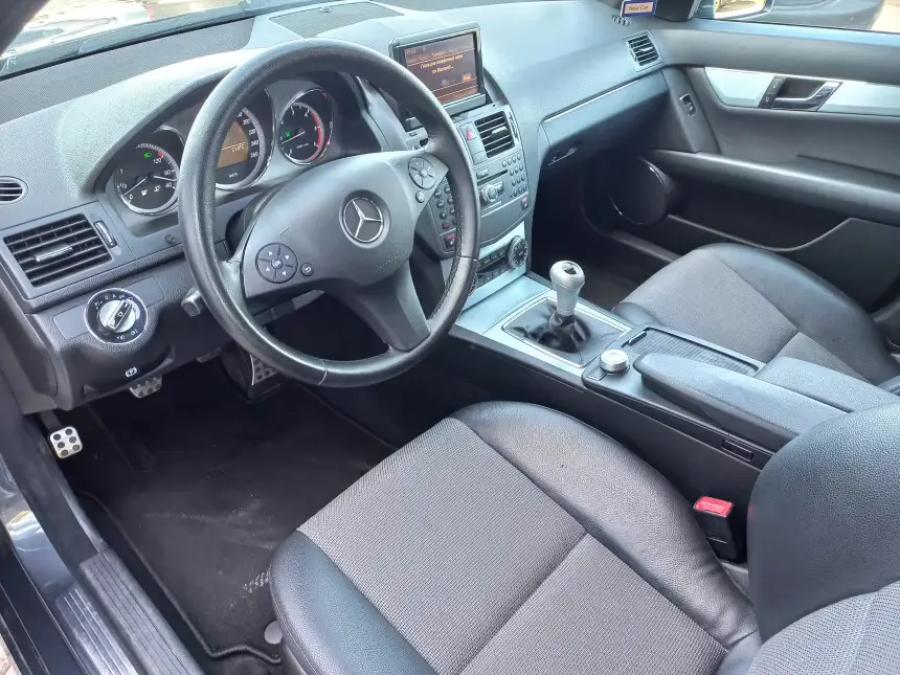 Grey Mercedes-Benz C 200 2010 in Riga, with an engine capacity of 2.20 L and mileage of 260 thousand km for 5990 €, photo 9 on AUTOMOTO.COM.LV