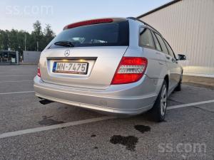 Серый Мерседес Ц 200 2010 в Рига, объемом двигателя 2.10 л и пробегом 285 тыс. км за 3950 €, фото 6 на AUTOMOTO.COM.LV