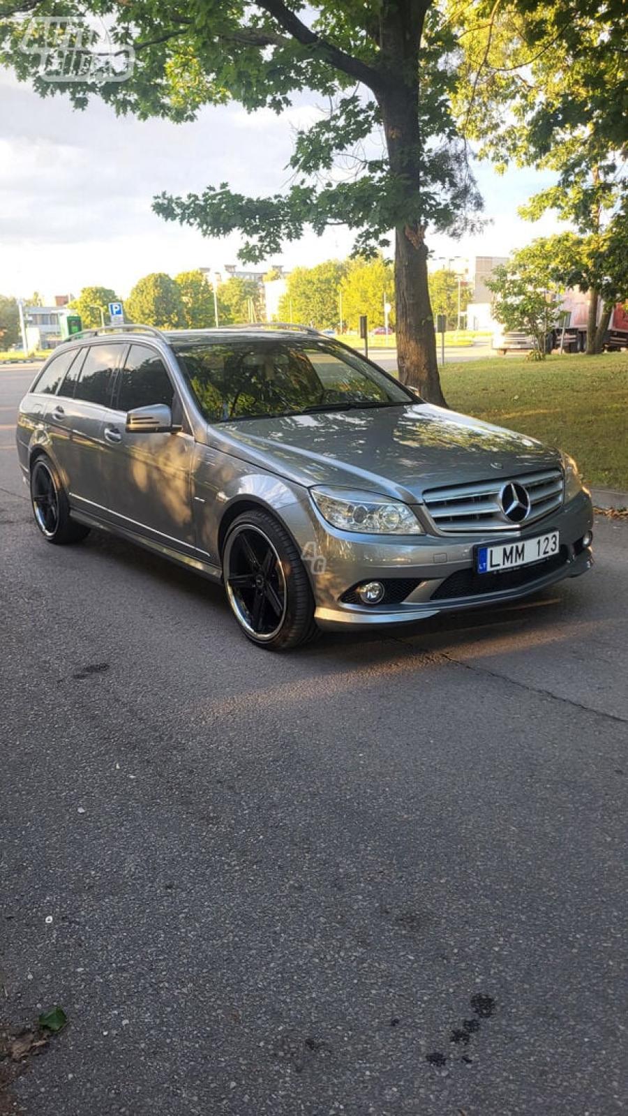 Pelēks Mercedes-Benz C 200 2010 Kauņa, ar dzinēja tilpumu 2.10 L un nobraukumu 415 tūkst. km par 4500 €, foto 4 vietnē AUTOMOTO.COM.LV