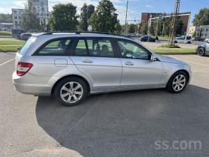 Серый Мерседес Ц 200 2010 в Рига, объемом двигателя 2.20 л и пробегом 289 тыс. км за 5550 €, фото 3 на AUTOMOTO.COM.LV