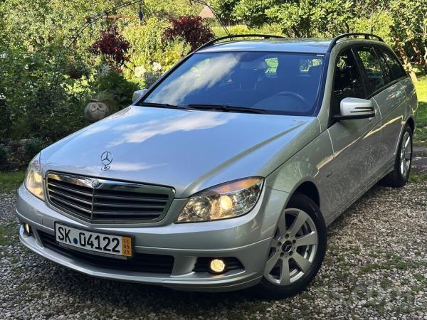 Grey Mercedes-Benz C 200 2010 in Riga, with an engine capacity of 2.20 L and mileage of 320 thousand km for 4900 €, photo 1 on AUTOMOTO.COM.LV
