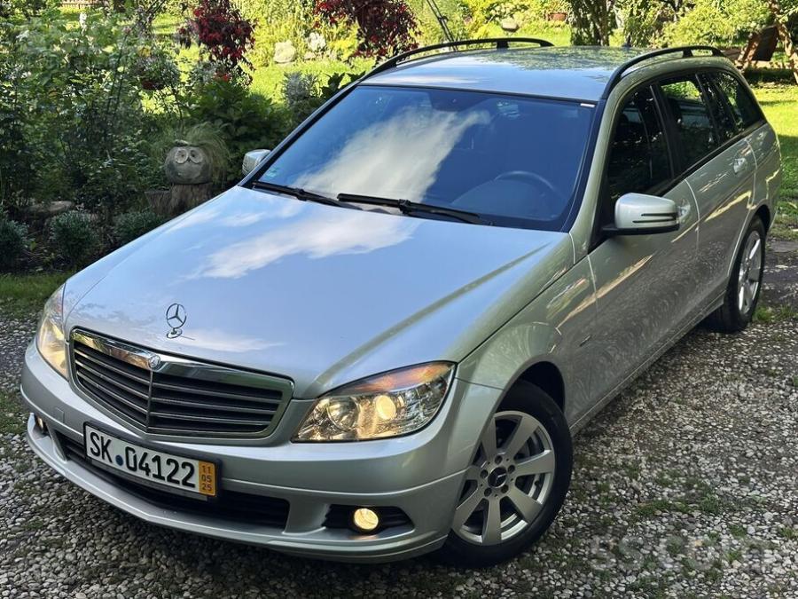 Pelēks Mercedes-Benz C 200 2010 Rīga, ar dzinēja tilpumu 2.20 L un nobraukumu 320 tūkst. km par 4900 €, foto 6 vietnē AUTOMOTO.COM.LV