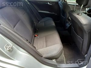 Pelēks Mercedes-Benz C 200 2010 Rīga, ar dzinēja tilpumu 2.20 L un nobraukumu 320 tūkst. km par 4900 €, foto 14 vietnē AUTOMOTO.COM.LV