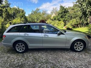 Pelēks Mercedes-Benz C 200 2010 Rīga, ar dzinēja tilpumu 2.20 L un nobraukumu 320 tūkst. km par 4900 €, foto 28 vietnē AUTOMOTO.COM.LV