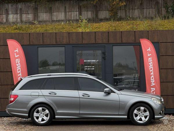 Grey Mercedes-Benz C 200 2010 in Vilnius, with an engine capacity of 2.14 L and mileage of 417 thousand km for 3700 €, photo 5 on AUTOMOTO.COM.LV