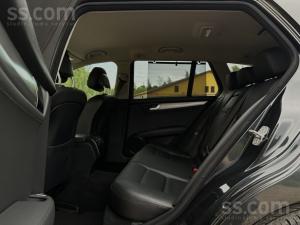 Серый Мерседес Ц 200 2011 в Тукумс, объемом двигателя 2.20 л и пробегом 367 тыс. км за 5500 €, фото 18 на AUTOMOTO.COM.LV