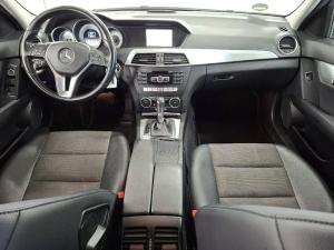 Pelēks Mercedes-Benz C 200 2011 Tukums, ar dzinēja tilpumu 2.10 L un nobraukumu 227 tūkst. km par 7200 €, foto 6 vietnē AUTOMOTO.COM.LV