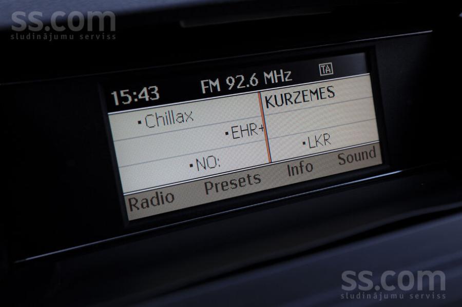 Pelēks Mercedes-Benz C 200 2011 Jelgava, ar dzinēja tilpumu 2.20 L un nobraukumu 367 tūkst. km par 5650 €, foto 14 vietnē AUTOMOTO.COM.LV