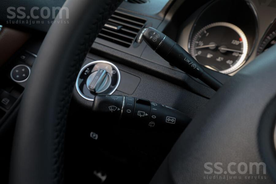 Pelēks Mercedes-Benz C 200 2011 Jelgava, ar dzinēja tilpumu 2.20 L un nobraukumu 367 tūkst. km par 5650 €, foto 18 vietnē AUTOMOTO.COM.LV