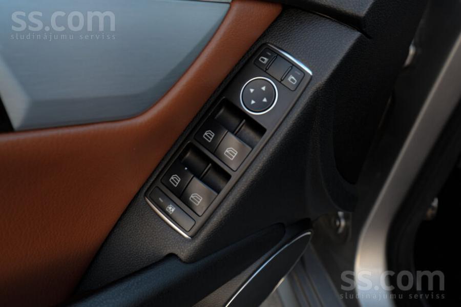 Pelēks Mercedes-Benz C 200 2011 Jelgava, ar dzinēja tilpumu 2.20 L un nobraukumu 367 tūkst. km par 5650 €, foto 20 vietnē AUTOMOTO.COM.LV