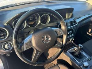 Pelēks Mercedes-Benz C 200 2012 Marijampole, ar dzinēja tilpumu 2.20 L un nobraukumu 333 tūkst. km par 4650 €, foto 14 vietnē AUTOMOTO.COM.LV
