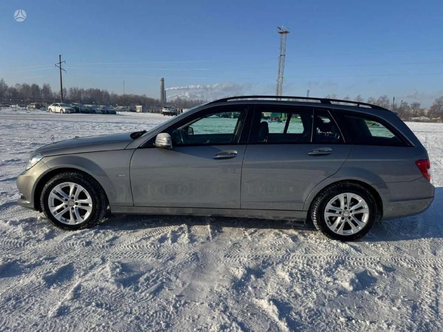 Grey Mercedes-Benz C 200 2012 in Marijampole, with an engine capacity of 2.20 L and mileage of 322 thousand km for 4250 €, photo 7 on AUTOMOTO.COM.LV