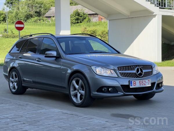 Grey Mercedes-Benz C 200 2012 in Rezekne, with an engine capacity of 2.00 L and mileage of 338 thousand km for 6200 €, photo 3 on AUTOMOTO.COM.LV