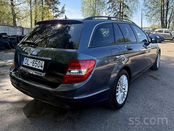 Grey Mercedes-Benz C 200 2012 in Riga, with an engine capacity of 2.20 L and mileage of 0 thousand km for 5990 €, photo 4 on AUTOMOTO.COM.LV