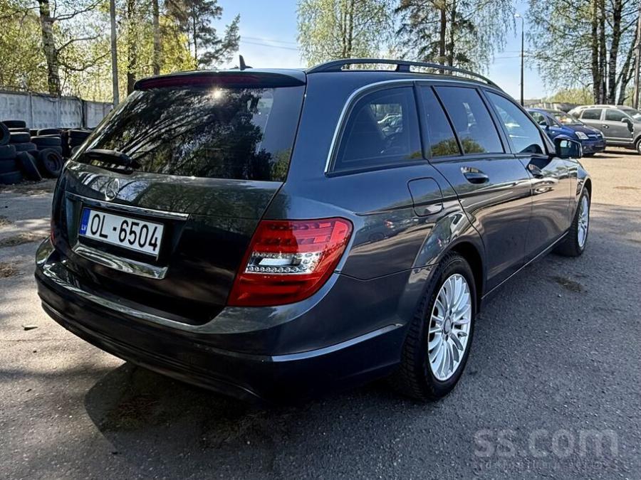 Pelēks Mercedes-Benz C 200 2012 Rīga, ar dzinēja tilpumu 2.20 L un nobraukumu 0 tūkst. km par 5990 €, foto 5 vietnē AUTOMOTO.COM.LV