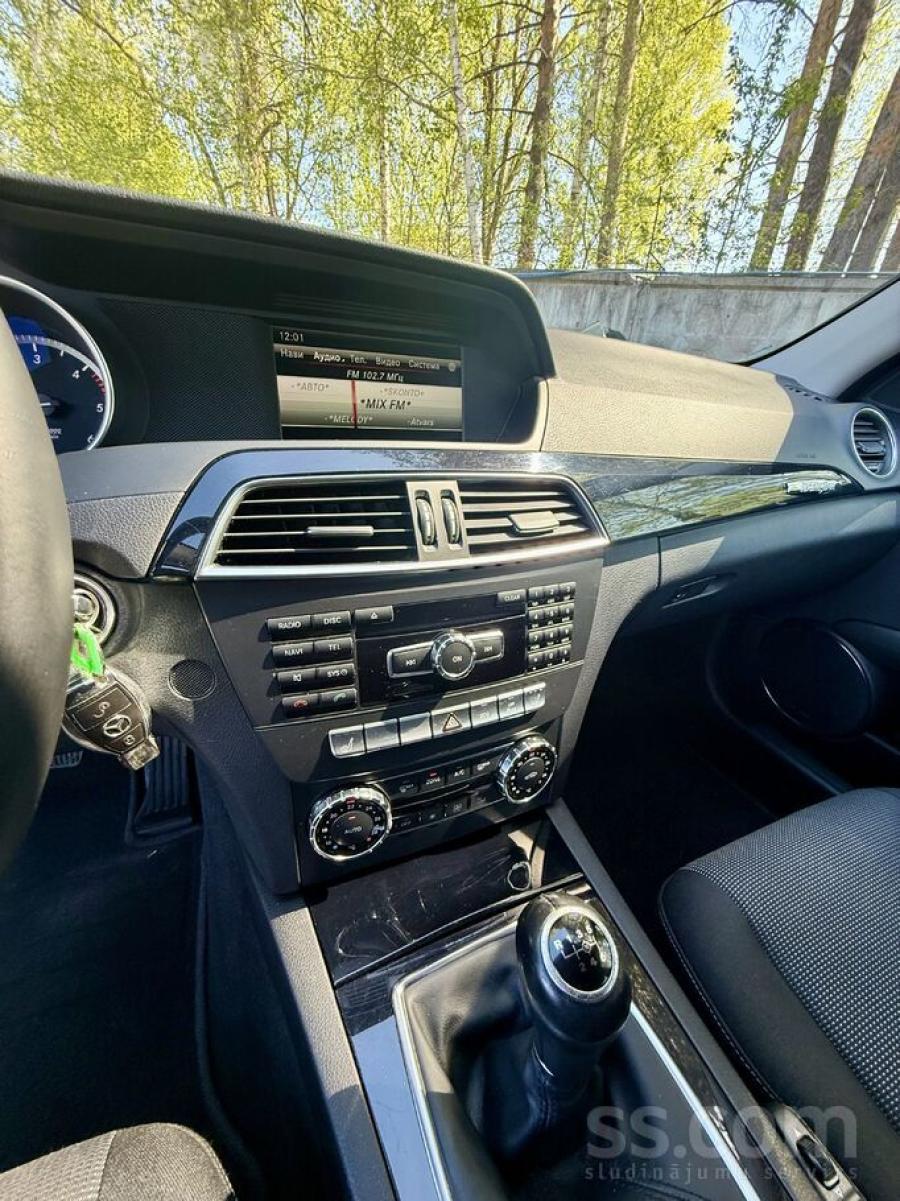 Pelēks Mercedes-Benz C 200 2012 Rīga, ar dzinēja tilpumu 2.20 L un nobraukumu 0 tūkst. km par 5990 €, foto 10 vietnē AUTOMOTO.COM.LV