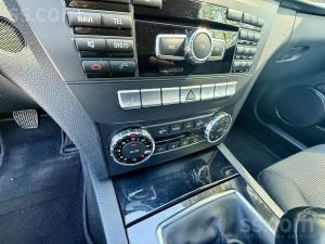 Pelēks Mercedes-Benz C 200 2012 Rīga, ar dzinēja tilpumu 2.20 L un nobraukumu 0 tūkst. km par 5990 €, foto 11 vietnē AUTOMOTO.COM.LV