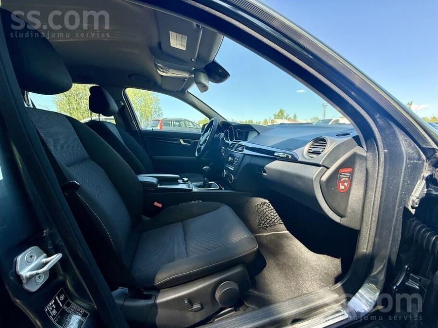 Pelēks Mercedes-Benz C 200 2012 Rīga, ar dzinēja tilpumu 2.20 L un nobraukumu 0 tūkst. km par 5990 €, foto 13 vietnē AUTOMOTO.COM.LV