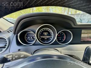 Pelēks Mercedes-Benz C 200 2012 Rīga, ar dzinēja tilpumu 2.20 L un nobraukumu 0 tūkst. km par 5990 €, foto 17 vietnē AUTOMOTO.COM.LV