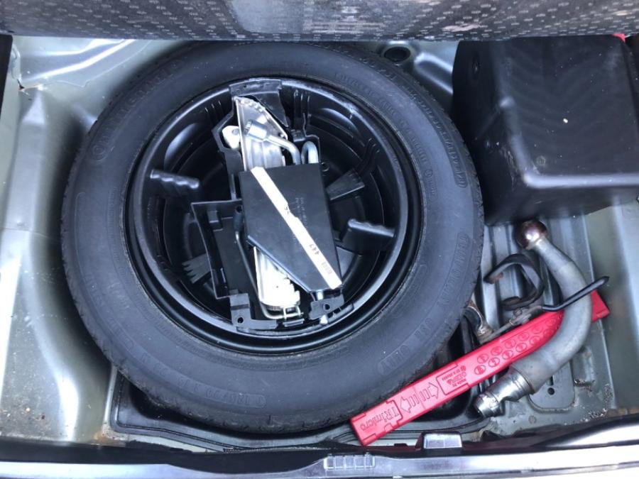 Pelēks Mercedes-Benz C 200 2012 Rīga, ar dzinēja tilpumu 2.20 L un nobraukumu 310 tūkst. km par 6950 €, foto 23 vietnē AUTOMOTO.COM.LV