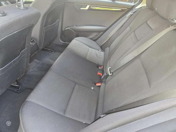 Grey Mercedes-Benz C 200 2012 in Birzai, with an engine capacity of 2.14 L and mileage of 242 thousand km for 5200 €, photo 11 on AUTOMOTO.COM.LV