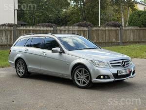 Grey Mercedes-Benz C 200 2012 in Riga, with an engine capacity of 2.20 L and mileage of 317 thousand km for 4999 €, photo 5 on AUTOMOTO.COM.LV