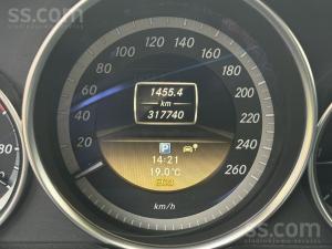 Grey Mercedes-Benz C 200 2012 in Riga, with an engine capacity of 2.20 L and mileage of 317 thousand km for 4999 €, photo 10 on AUTOMOTO.COM.LV