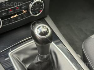 Grey Mercedes-Benz C 200 2012 in Riga, with an engine capacity of 2.20 L and mileage of 317 thousand km for 4999 €, photo 11 on AUTOMOTO.COM.LV