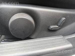 Grey Mercedes-Benz C 200 2012 in Riga, with an engine capacity of 2.20 L and mileage of 317 thousand km for 4999 €, photo 13 on AUTOMOTO.COM.LV