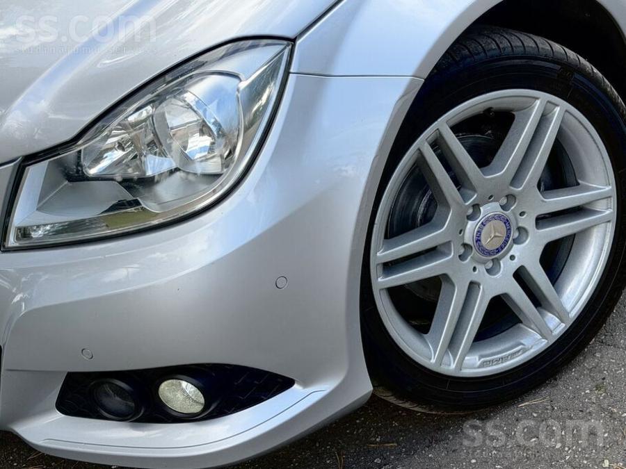 Grey Mercedes-Benz C 200 2012 in Riga, with an engine capacity of 2.20 L and mileage of 317 thousand km for 4999 €, photo 24 on AUTOMOTO.COM.LV
