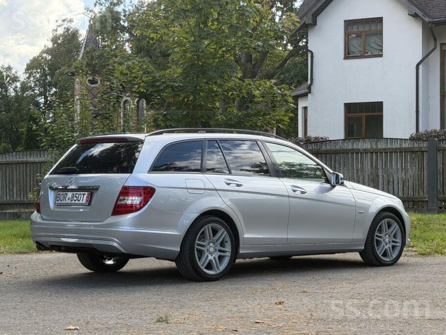 Grey Mercedes-Benz C 200 2012 in Riga, with an engine capacity of 2.20 L and mileage of 317 thousand km for 4999 €, photo 31 on AUTOMOTO.COM.LV