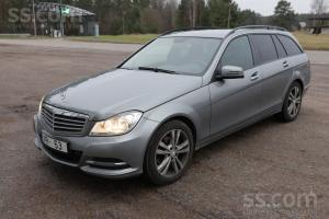 Grey Mercedes-Benz C 200 2013 in Riga, with an engine capacity of 2.10 L and mileage of 223 thousand km for 8550 €, photo 2 on AUTOMOTO.COM.LV