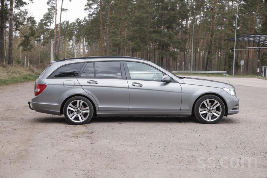 Pelēks Mercedes-Benz C 200 2013 Rīga, ar dzinēja tilpumu 2.10 L un nobraukumu 227 tūkst. km par 8250 €, foto 7 vietnē AUTOMOTO.COM.LV