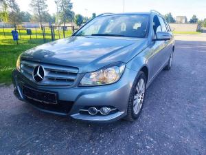 Grey Mercedes-Benz C 200 2013 in Prienai, with an engine capacity of 2.20 L and mileage of 353 thousand km for 2750 €, photo  on AUTOMOTO.COM.LV