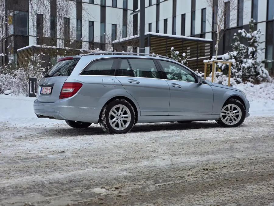 Pelēks Mercedes-Benz C 200 2013 Rīga, ar dzinēja tilpumu 2.20 L un nobraukumu 238 tūkst. km par 5550 €, foto 9 vietnē AUTOMOTO.COM.LV