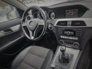 Pelēks Mercedes-Benz C 200 2013 Rīga, ar dzinēja tilpumu 2.20 L un nobraukumu 238 tūkst. km par 5550 €, foto 12 vietnē AUTOMOTO.COM.LV