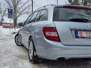 Pelēks Mercedes-Benz C 200 2013 Rīga, ar dzinēja tilpumu 2.20 L un nobraukumu 238 tūkst. km par 5550 €, foto 24 vietnē AUTOMOTO.COM.LV