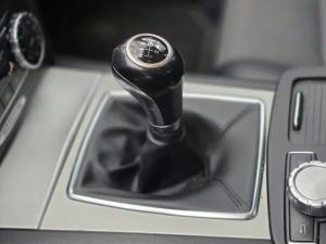 Pelēks Mercedes-Benz C 200 2013 Rīga, ar dzinēja tilpumu 2.20 L un nobraukumu 238 tūkst. km par 5550 €, foto 25 vietnē AUTOMOTO.COM.LV