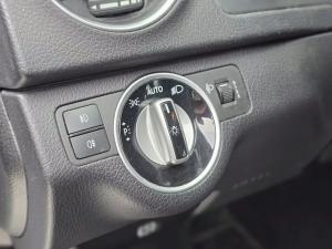 Pelēks Mercedes-Benz C 200 2013 Rīga, ar dzinēja tilpumu 2.20 L un nobraukumu 238 tūkst. km par 5550 €, foto 28 vietnē AUTOMOTO.COM.LV