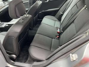 Pelēks Mercedes-Benz C 200 2013 Klaipėda, ar dzinēja tilpumu 2.14 L un nobraukumu 400 tūkst. km par 3450 €, foto 14 vietnē AUTOMOTO.COM.LV