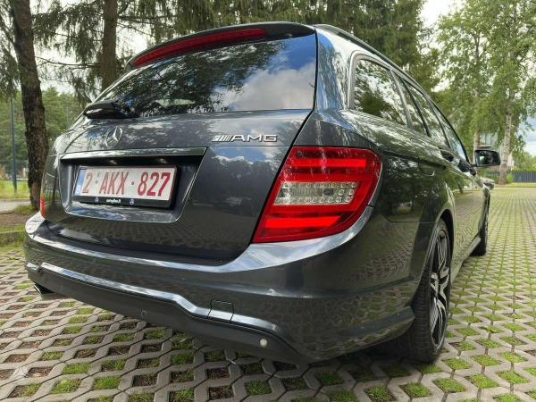 Grey Mercedes-Benz C 200 2013 in Vilnius, with an engine capacity of 2.14 L and mileage of 214 thousand km for 7900 €, photo 8 on AUTOMOTO.COM.LV
