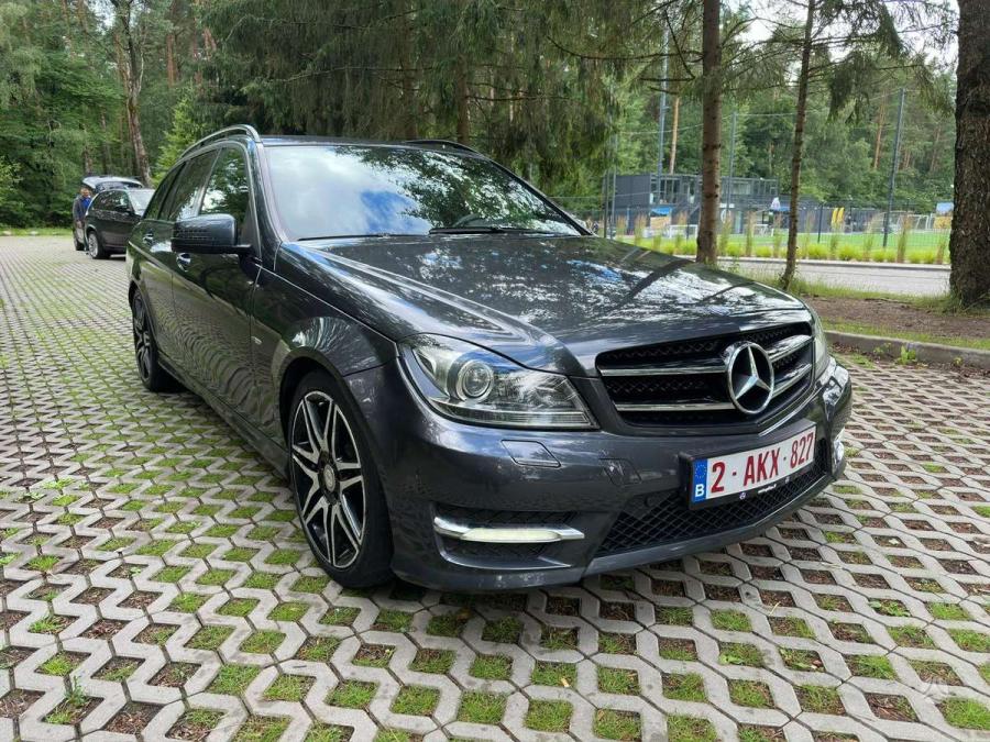 Pelēks Mercedes-Benz C 200 2013 Viļņa, ar dzinēja tilpumu 2.14 L un nobraukumu 214 tūkst. km par 7900 €, foto 11 vietnē AUTOMOTO.COM.LV