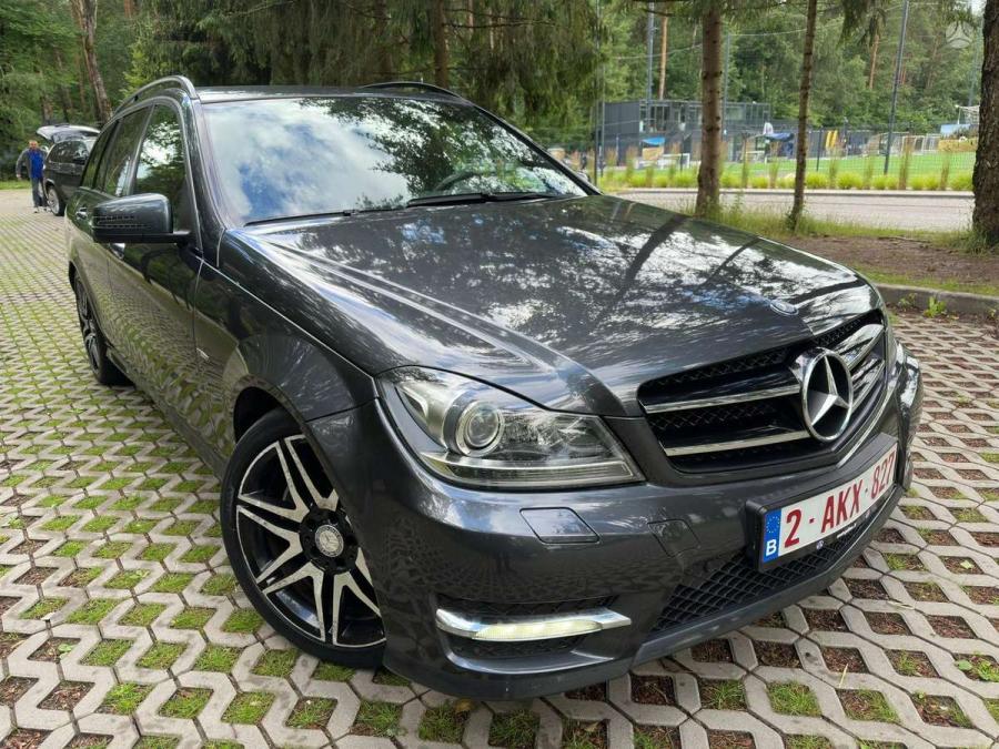 Pelēks Mercedes-Benz C 200 2013 Viļņa, ar dzinēja tilpumu 2.14 L un nobraukumu 214 tūkst. km par 7900 €, foto 12 vietnē AUTOMOTO.COM.LV