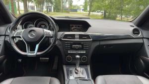 Pelēks Mercedes-Benz C 200 2013 Viļņa, ar dzinēja tilpumu 2.14 L un nobraukumu 214 tūkst. km par 7900 €, foto 18 vietnē AUTOMOTO.COM.LV